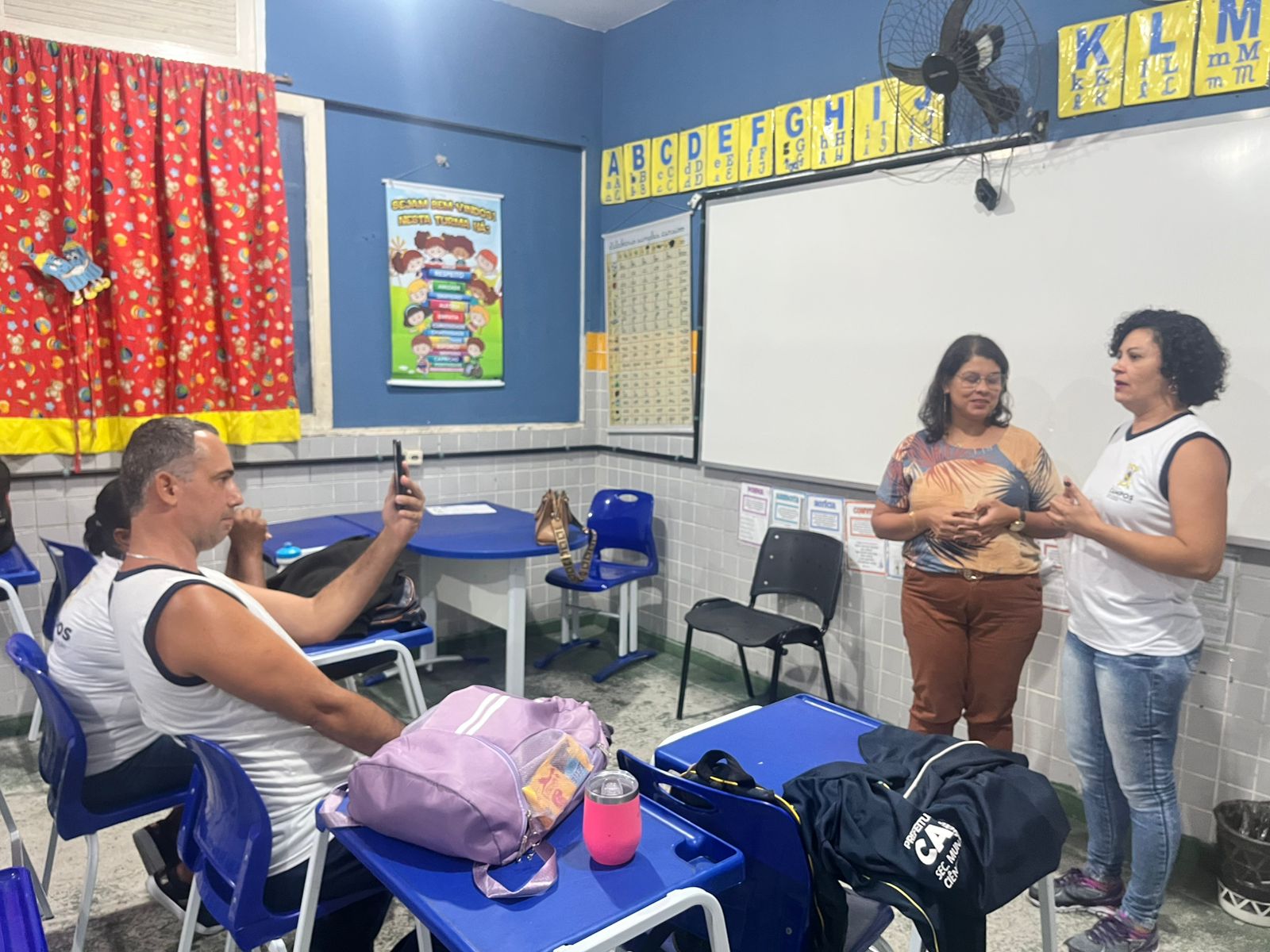 Celulares viram ferramentas de criação em oficina de Economia Criativa ...
